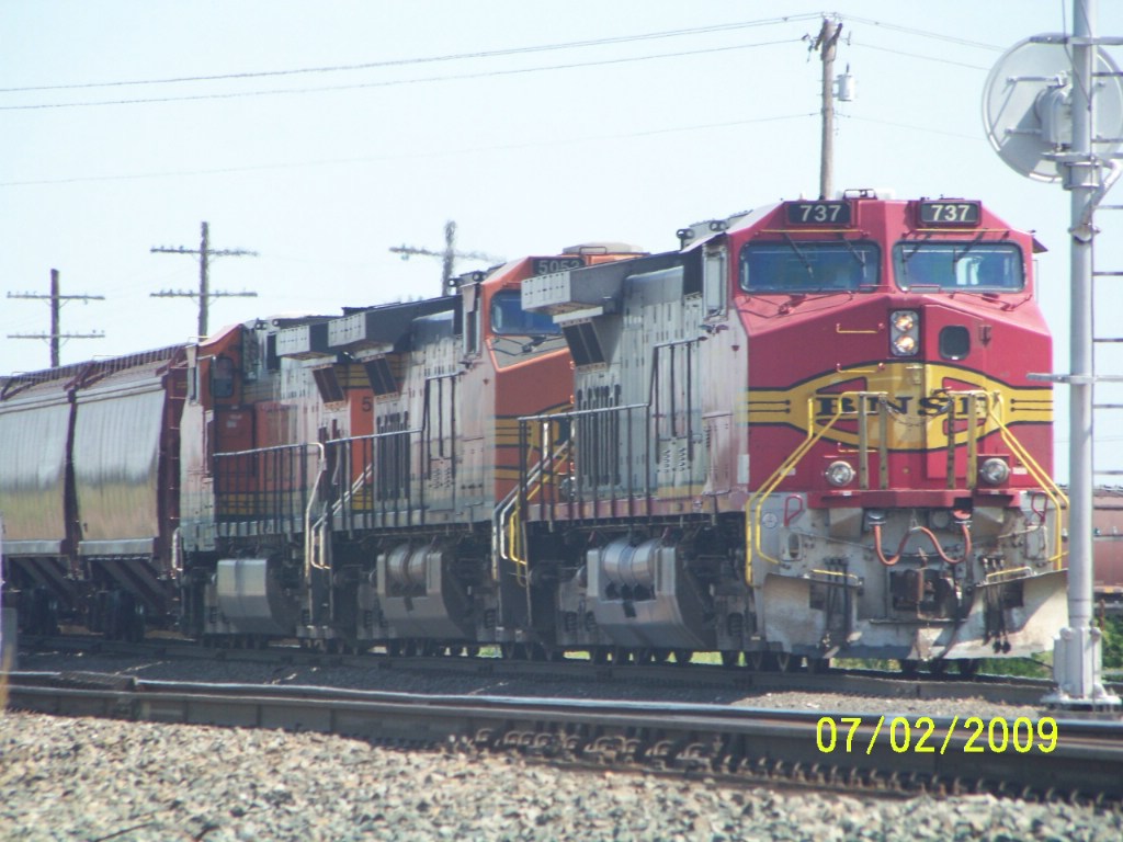 BNSF C44-9W 737